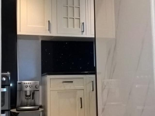 Room at Law Street, Greater London