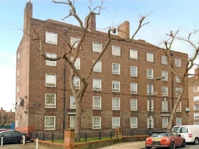 Room at Law Street, Greater London