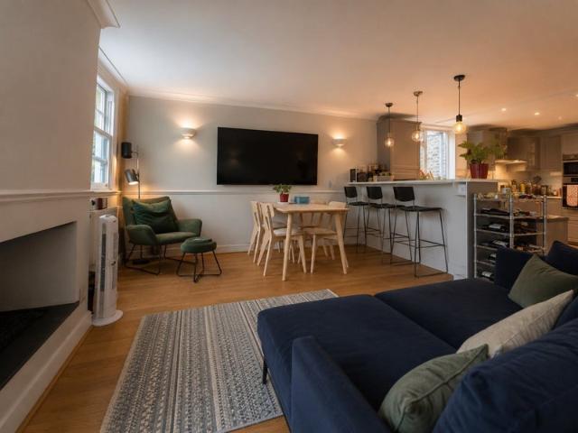 Room at Lawnside, Greater London