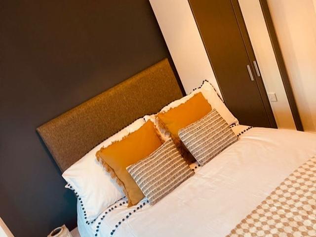 Room at Lawford Road, Rugby