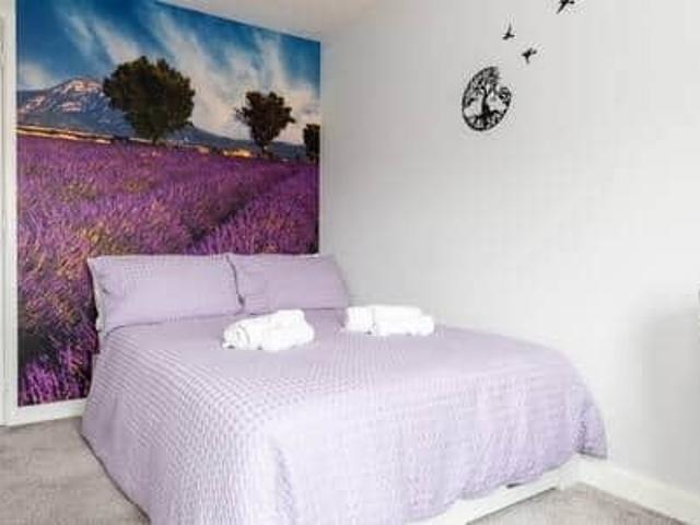 Room at Latchet Lane, Upton