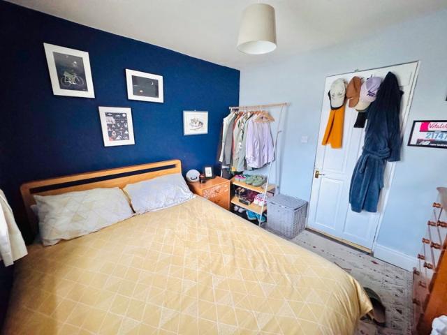 Room at Laurel Grove, Greater London