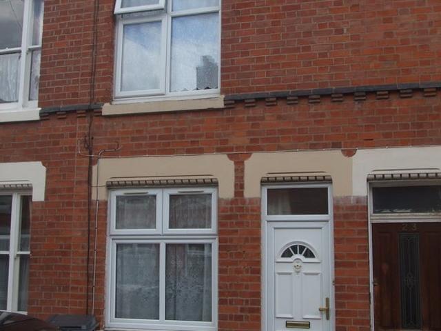 Room at Laurel Road, Leicester