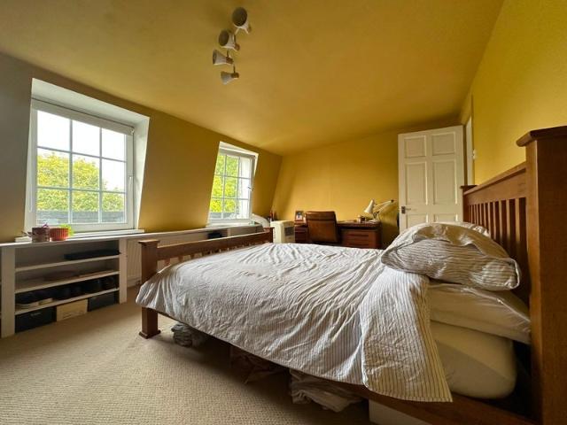 Room at Lauriston Road, Greater London