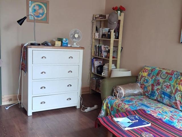 Room at Laverton Road, Bradford