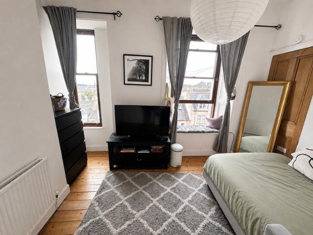 Room at Leamington Terrace, City of Edinburgh