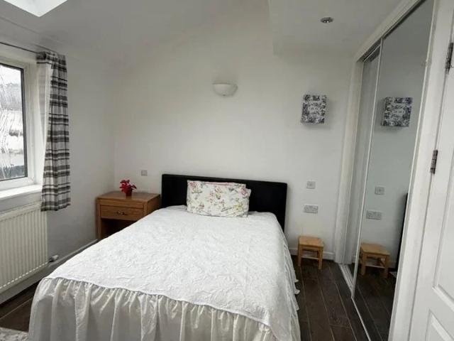 Room at Leaf Way, St Albans