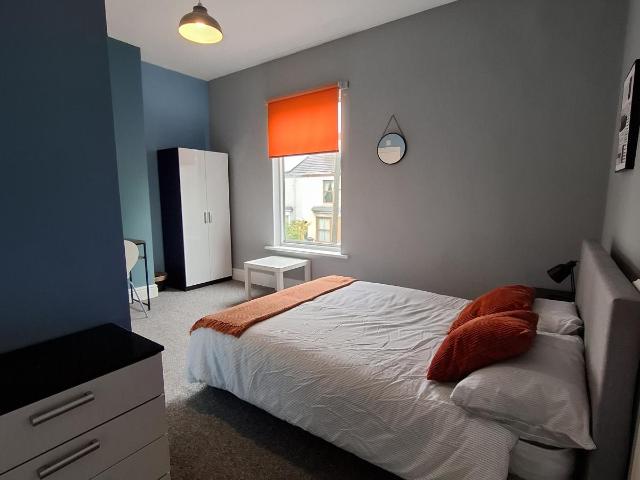 Room at Legsby Avenue, Grimsby