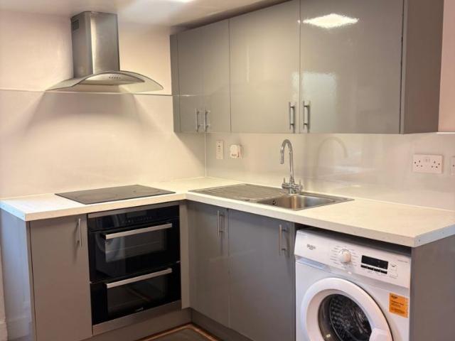Room at Lee Crescent, Aberdeen City
