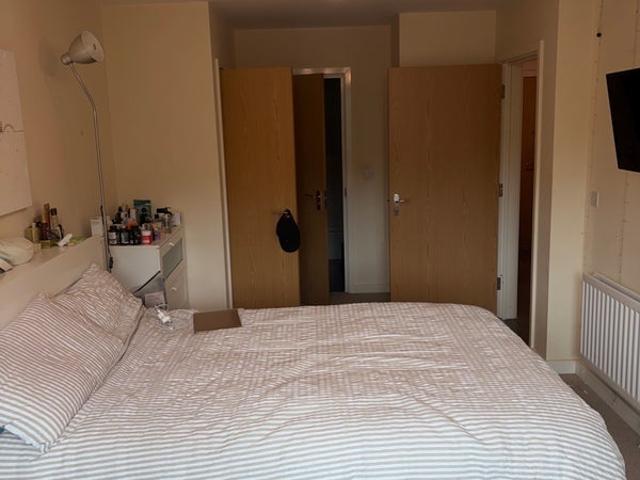 Room at Lee High Road, Greater London