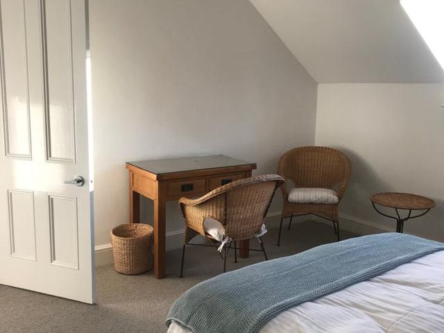 Room at Lee High Road, Greater London