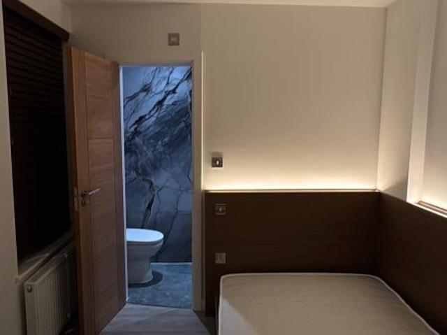 Room at Lee Street, Hyndburn