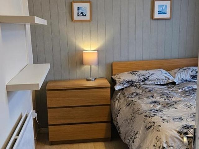 Room at Leesons Hill, Greater London