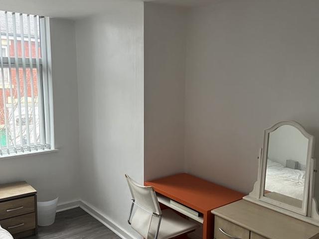 Room at Leicester Road, Preston
