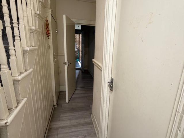 Room at Leigh Road, Greater London