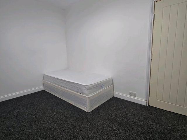 Room at Leigh Road, Greater London