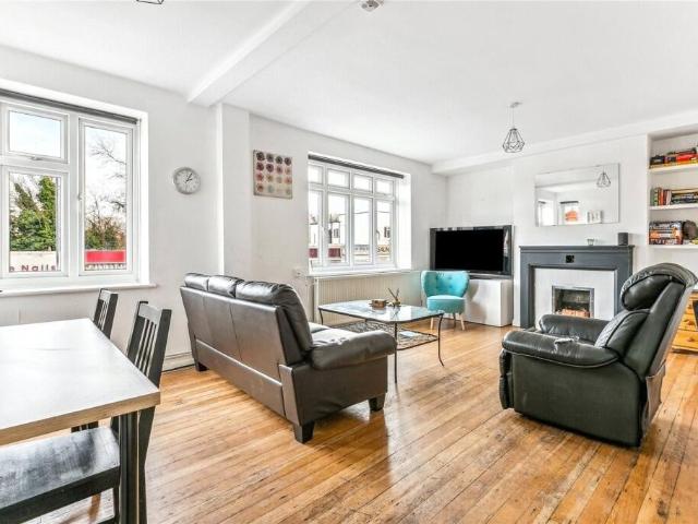 Room at Leigham Court Road, Greater London