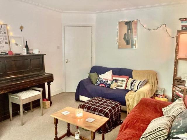Room at Leigham Avenue, Greater London