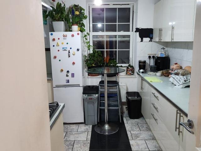 Room at Leigham Avenue, Greater London