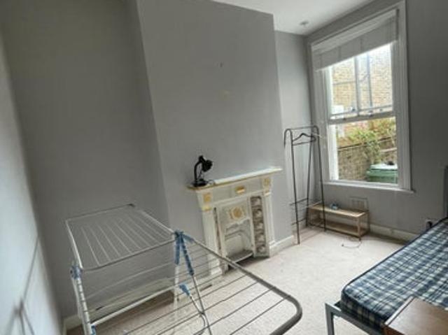 Room at Leighton Gardens, Greater London