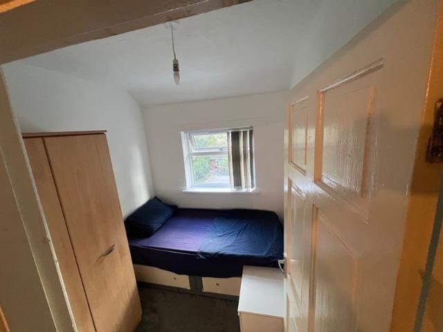 Room at Leominster Road, Birmingham