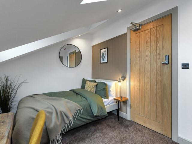 Room at Leopold Street, Derby