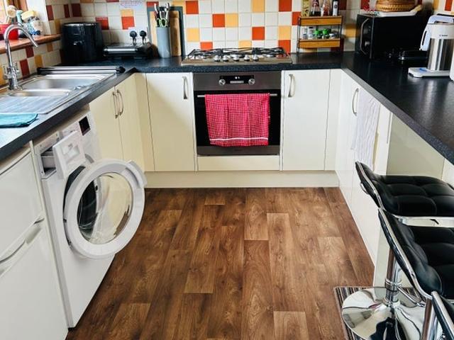 Room at Lennox Road, Greater London