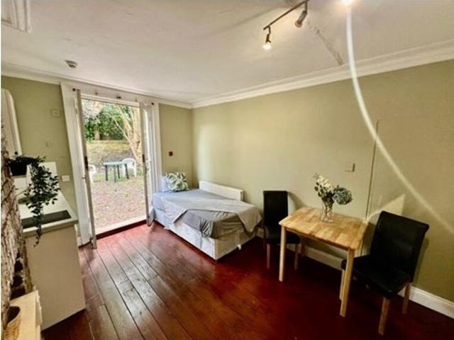 Room at Lena Gardens, Greater London