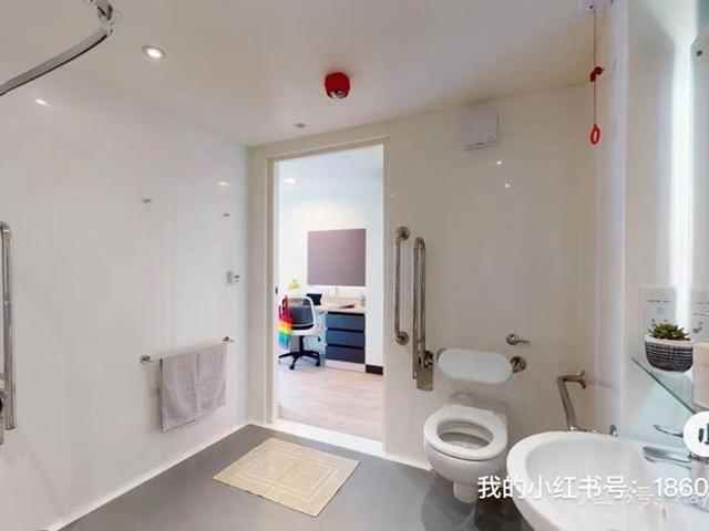 Room at Lett Road, Greater London