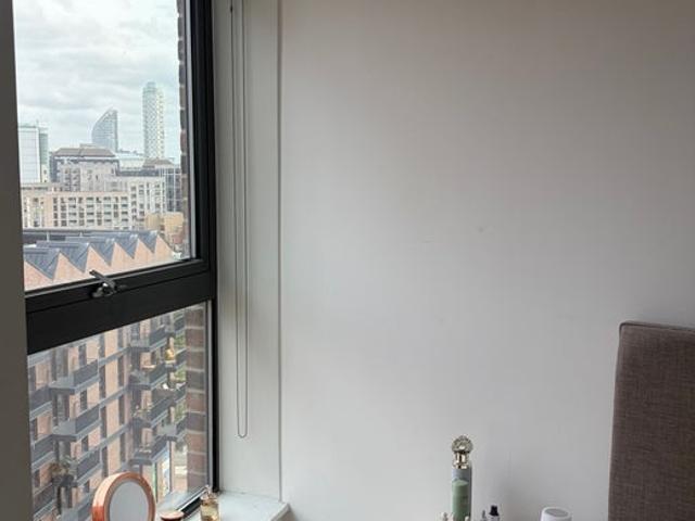Room at Leven Road, Greater London