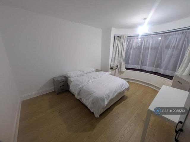 Room at Ley Street, Greater London