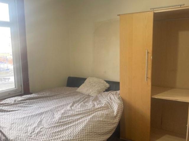 Room at Ley Street, Greater London