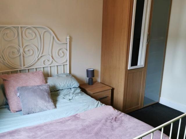 Room at Liddle Drive, Bo'ness