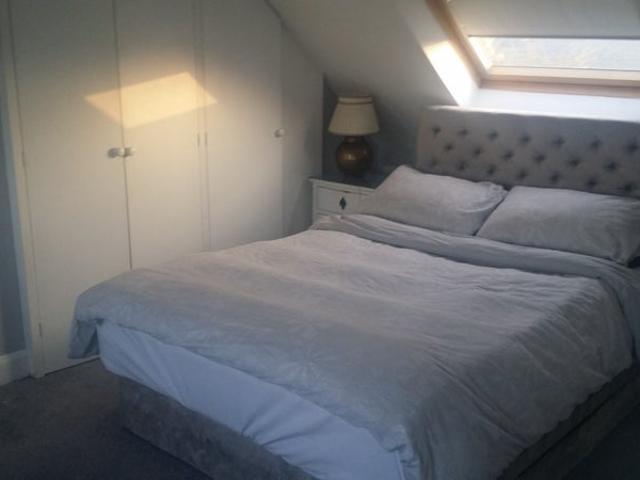 Room at Lidiard Road, Greater London