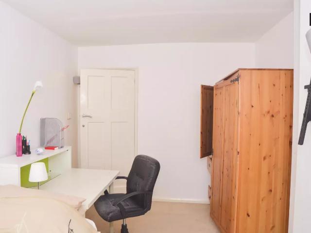 Room at Lions Close, Greater London
