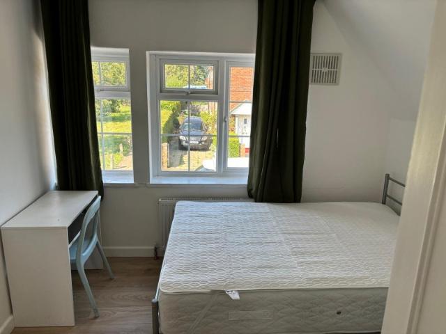 Room at Lilac Street, Greater London