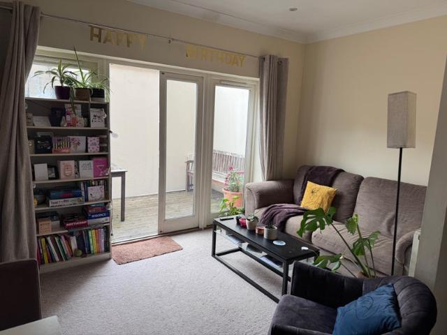 Room at Lillie Road, Greater London