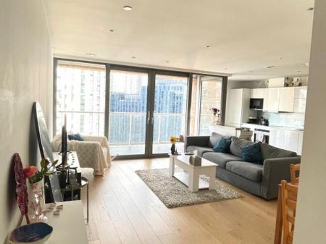 Room at Limeharbour, Greater London