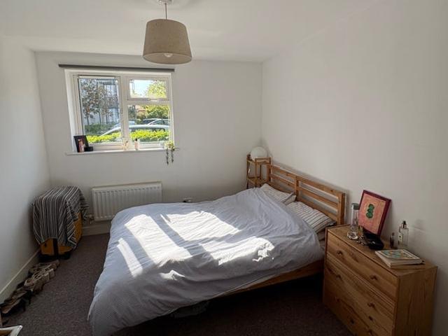 Room at Limerick Close, Greater London