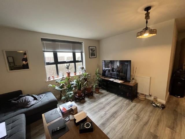 Room at Lincoln Street, Bristol