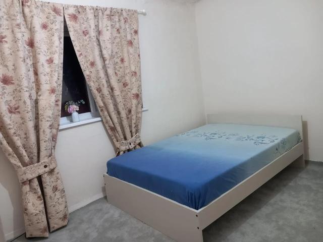 Room at Lindbridge Road, Nottingham