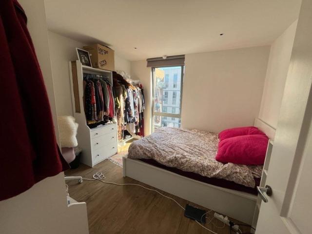 Room at Lindfield Street, Greater London