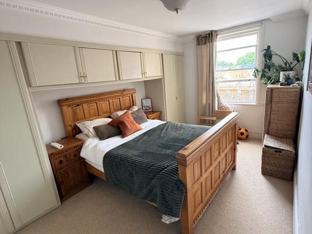 Room at Lindsay Square, City of Westminster