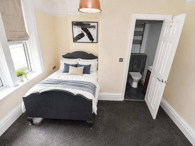 Room at Lingard Court, Barnsley