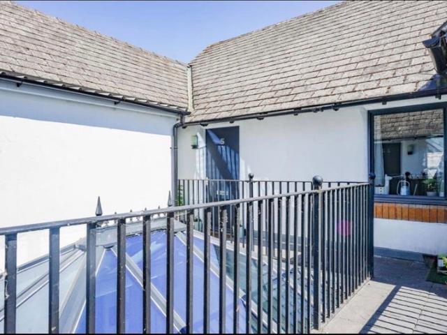 Room at Link Road, Nailsea