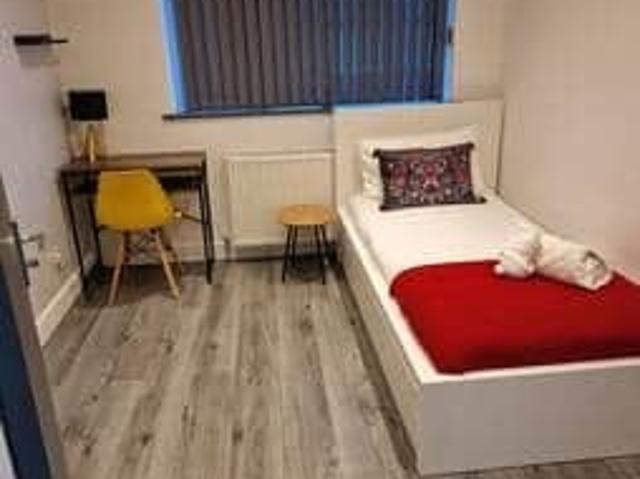 Room at Linton Close, Mansfield Woodhouse