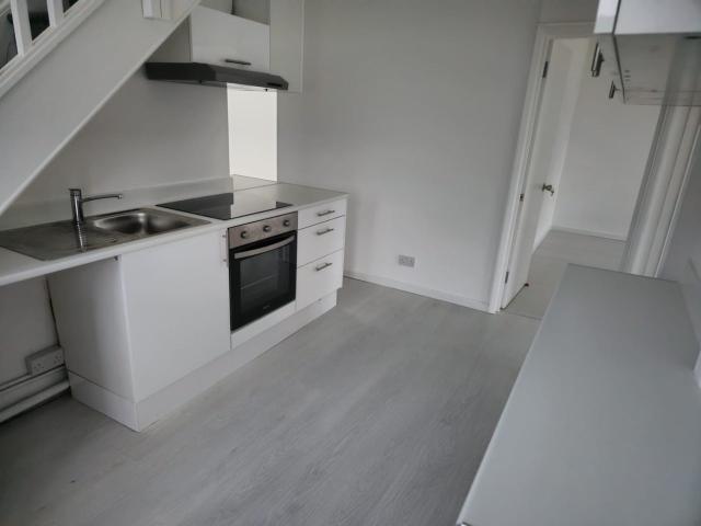 Room at Lismore Close, Greater London