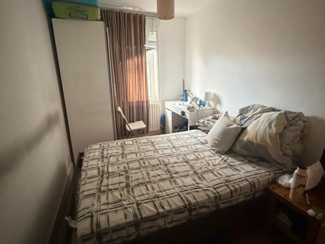 Room at Lisson Grove, City of Westminster