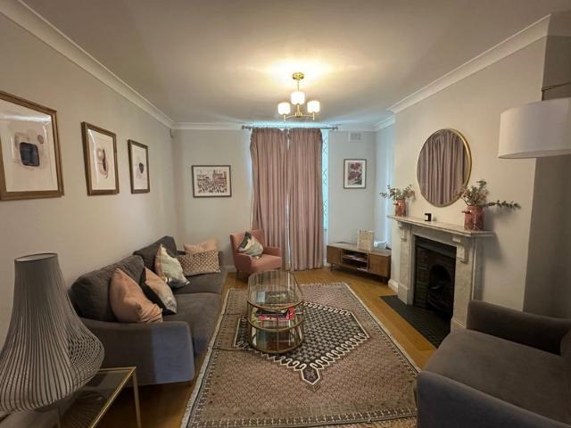 Room at Lisson Grove, City of Westminster
