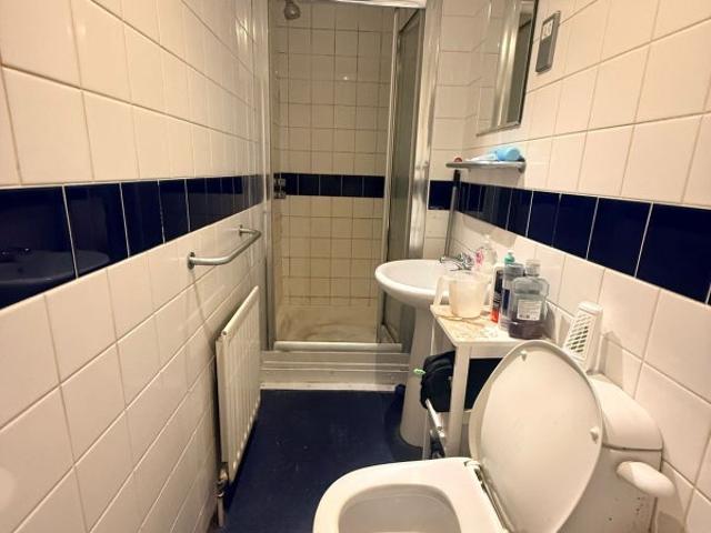 Room at Lisson Grove, City of Westminster